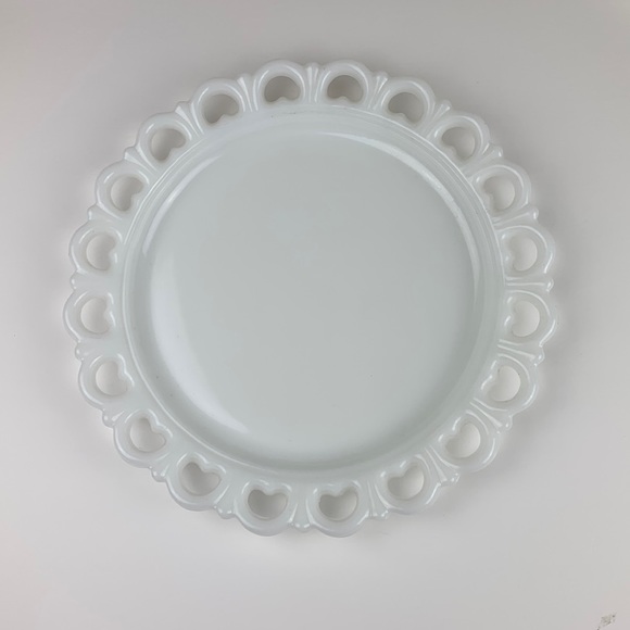 Vintage | Dining | Vintage White Milk Glass Scallop Edge Design Platter ...